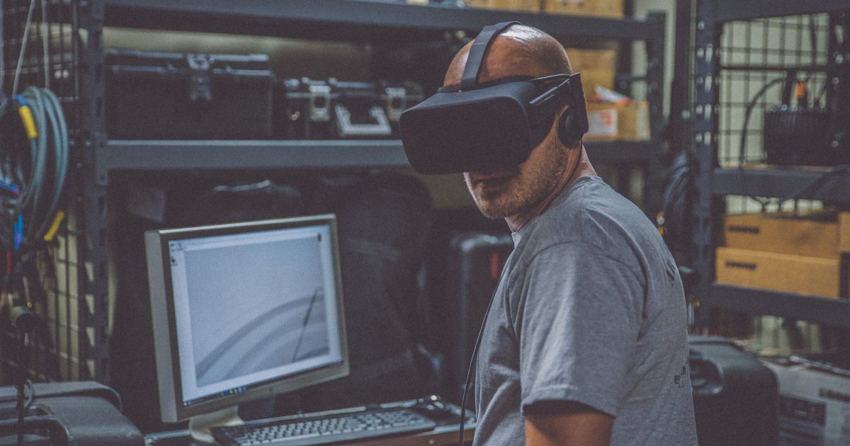 New Virtual Reality Immersive Lab Embodies Parkinson’s, LBD Patients